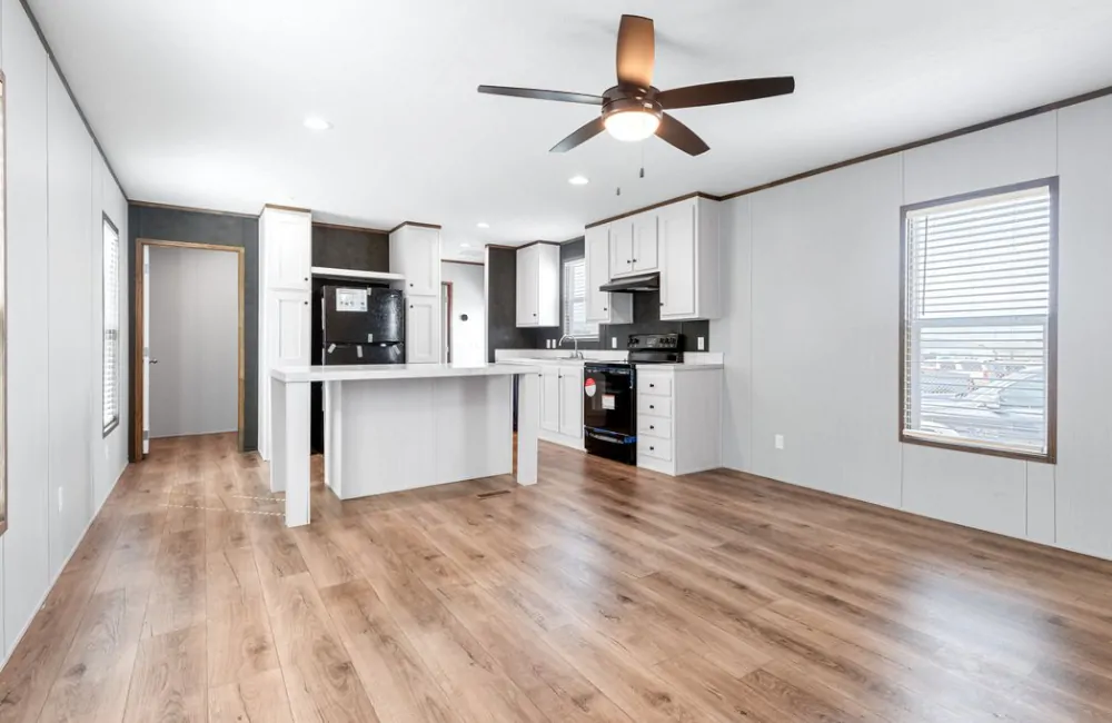 Clayton Homestead 60 - 2 Bed 2 Bath Mobile Home For Sale